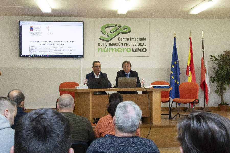 Cantabria formará a casi un centenar de futuros patrones de barco para ...