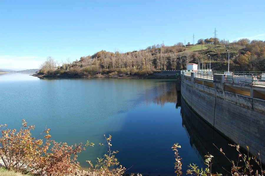 El embalse del Ebro sube al 73,9% de su capacidad - Cantabria Liberal