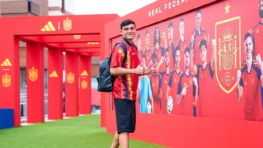 España empieza "el reto de ganar el Mundial" con la concentración en ...