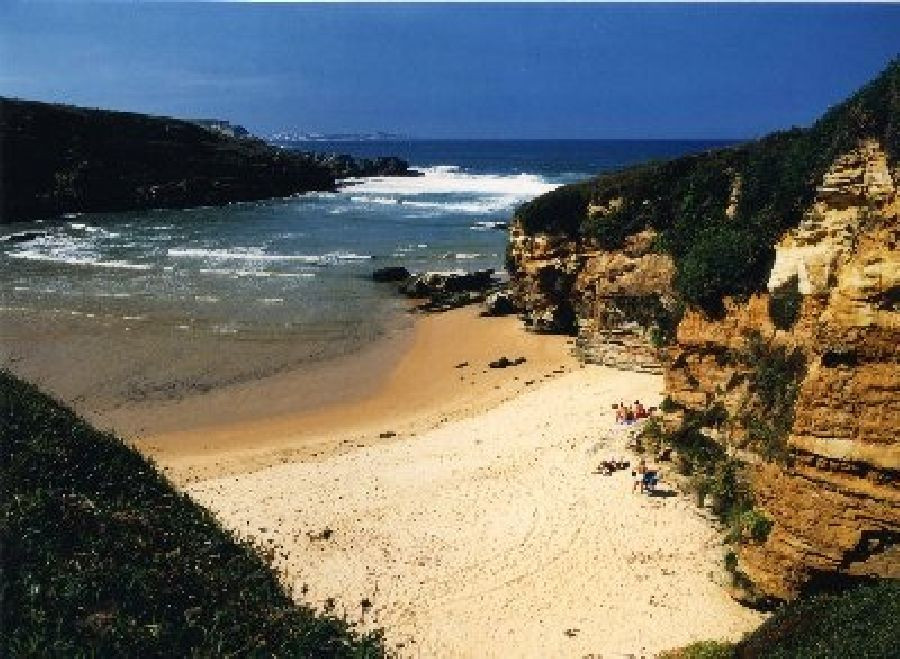 Se abre la playa de Galizano de forma parcial pero no en la ría y pozas ...
